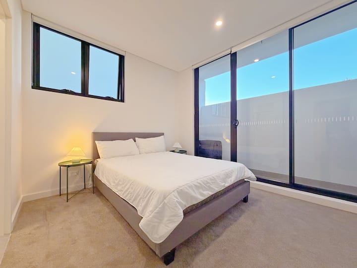 Urban Nest On Court| 2b2b Morden Apartment - Fairfield