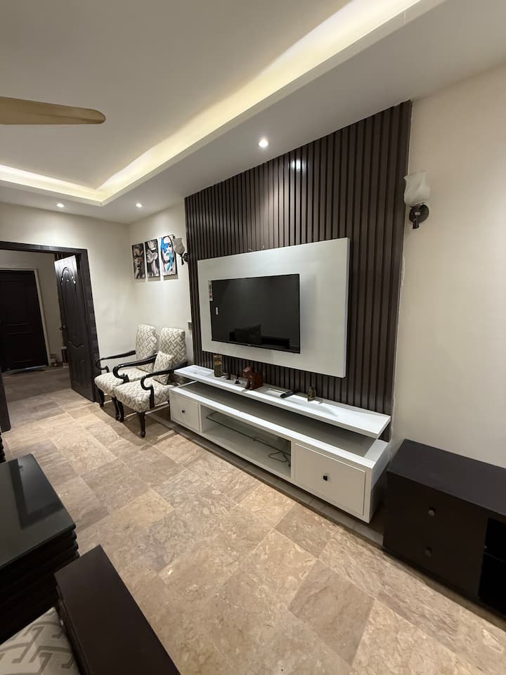 Modern Luxury 1bhk Apartment In Central Islamabad - Islamabad