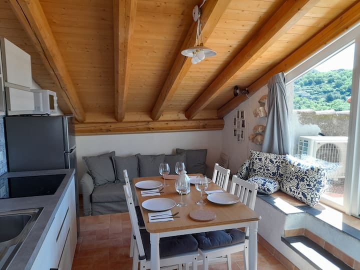 Ca Di Pippo "Tasso" Appartamento Ristrutturato - Finale Ligure