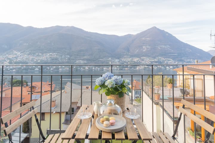 Casa Con Vista Nel Cuore Di Torno Con Parcheggio - Italien