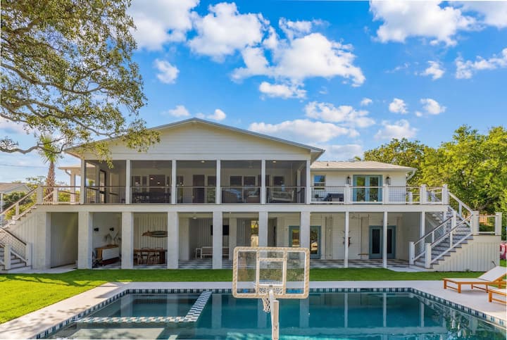 Coastal Luxury Meets Family Fun! - Mount Pleasant