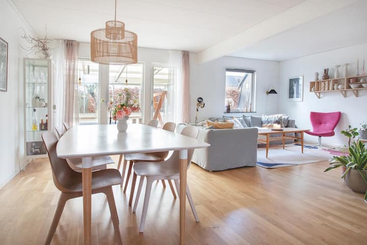Familjevänligt Hus, Mysig Trädgård. Perfekt Läge! - Trelleborg