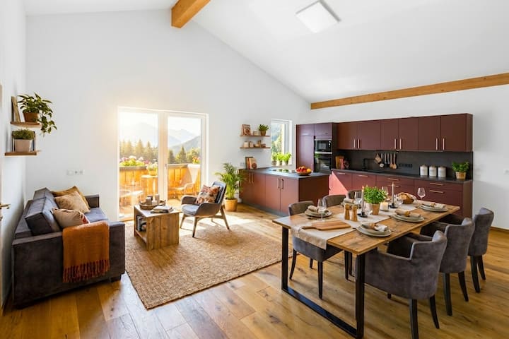 Bergfeuer Lodge: Mit Bergblick Im Lechtal - Holzgau
