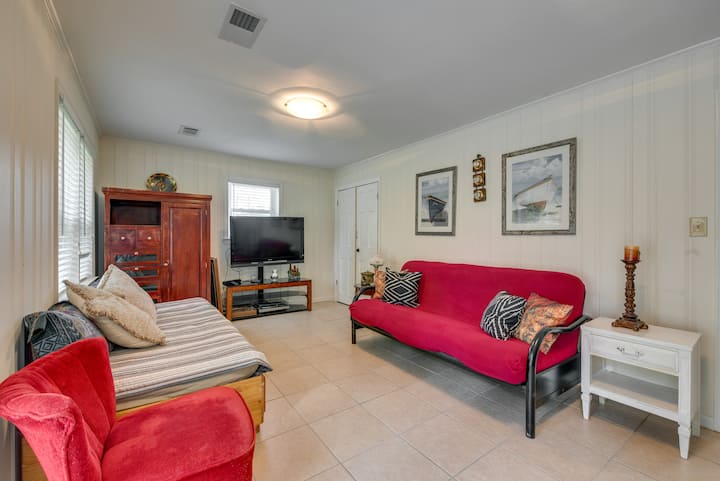 17 Mi To Downtown Atl: Apt W/ Pool & Sauna Access! - Anderson Lake, College Park