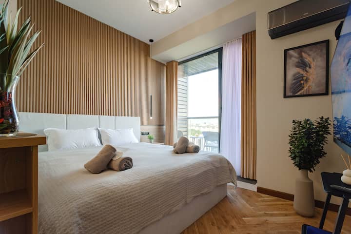 Views. Просторная студия вид на город Nrg U Tower - Ouzbékistan