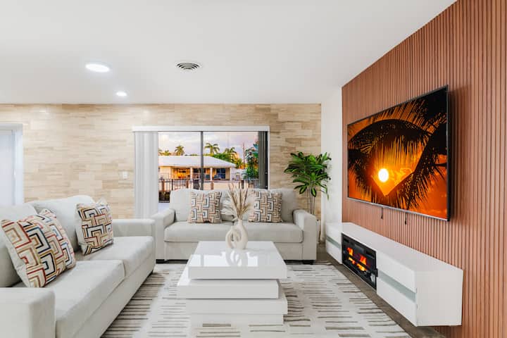 Paradise In Pompano: Heated Pool, Dock, Water View - Pompano Beach, FL
