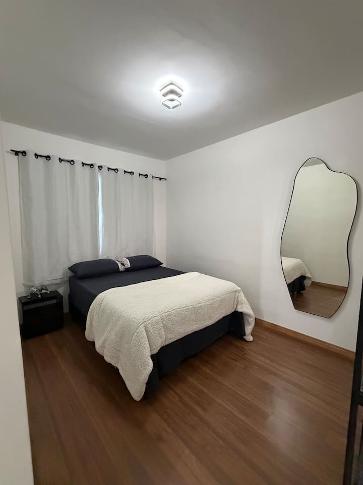 Apartamento Em Nogueira - Itaipava - Petrópolis