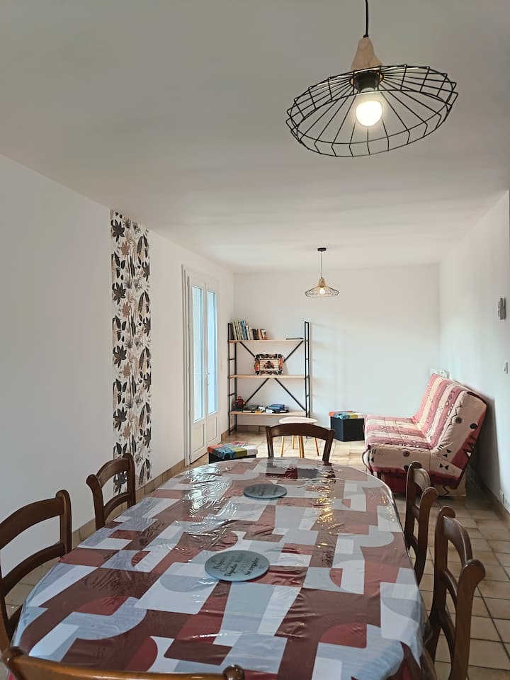 Maison Individuelle Avec Un Grand Jardin - Saint-Gilles-Croix-de-Vie