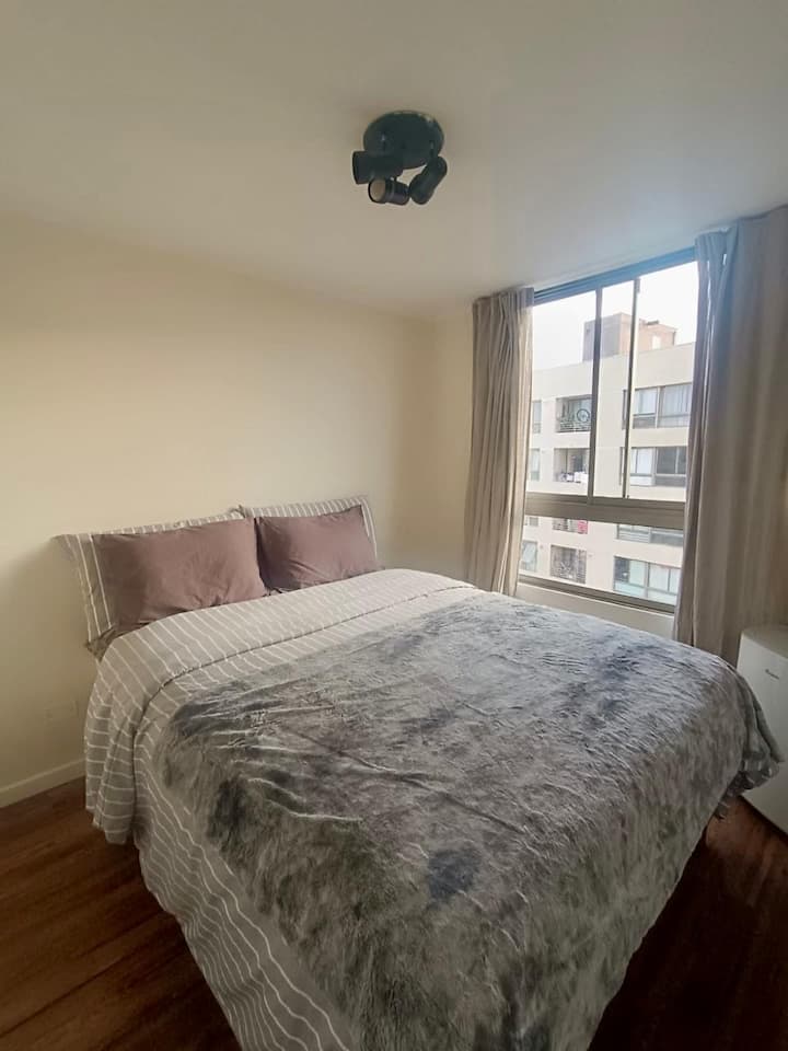 Comodo Y Tranquilo Departamento En Santiago - Independencia