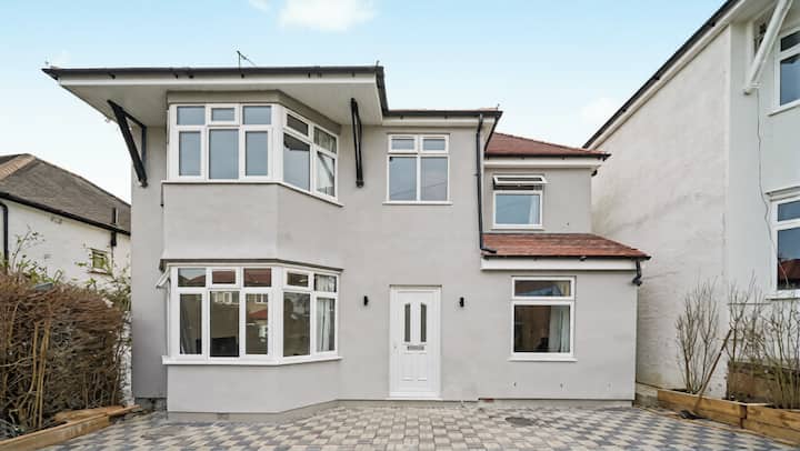 Stylish 7bed Home, Families & Groups, Near Wembley - Harrow