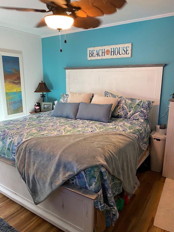 Beachside Resort Condo With Pools - South Padre Island