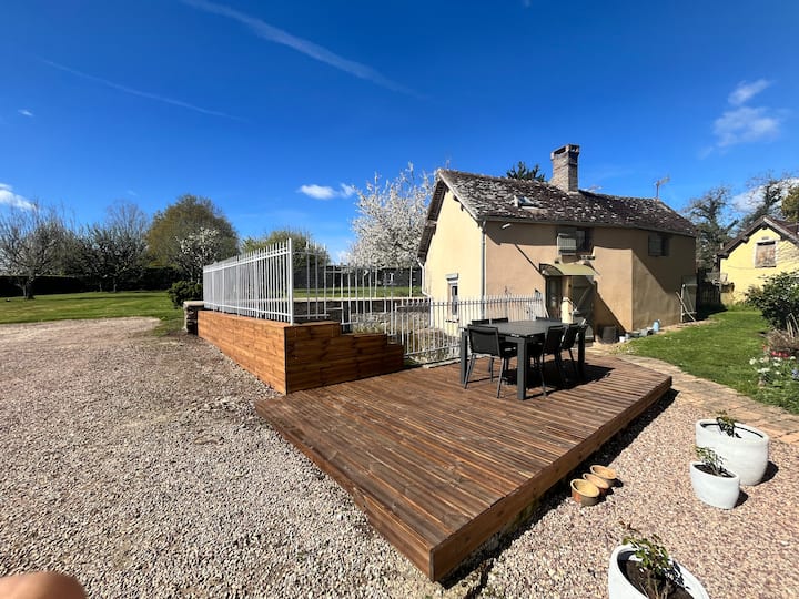 Gîte Pour 4 Personnes, Proche Sites Touristiques. - Saint-Fargeau