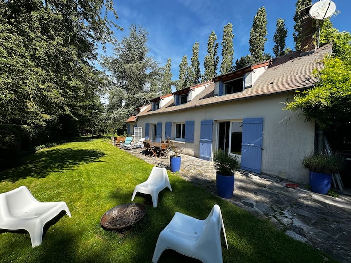 Belle Longère Briarde à 15 Minutes De Provins. - Provins