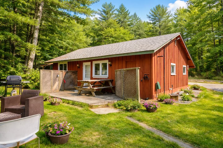 Cozy Lakeside Hideaway #12 | 3bdr Nature Escape - Bracebridge