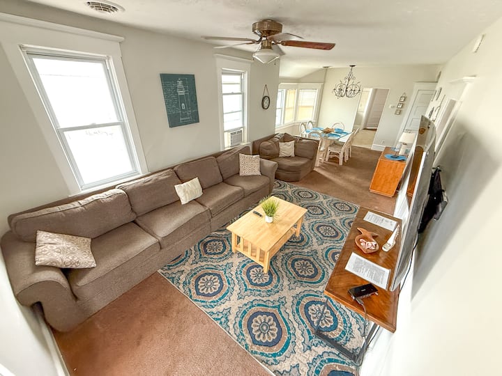 Above Bakery Sleep 7! - Ocean City, NJ