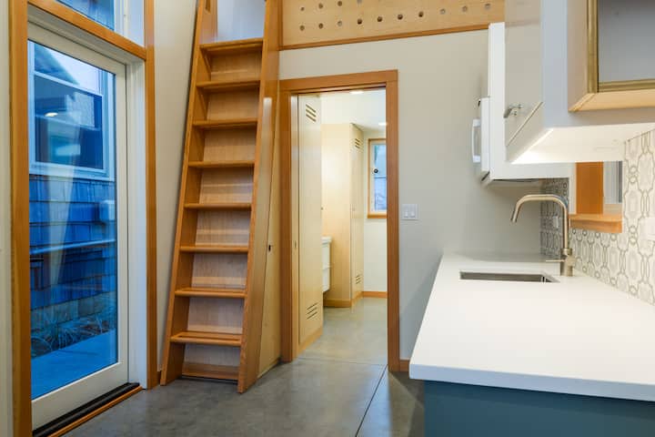 Tiny House In Ballard - Seattle, WA