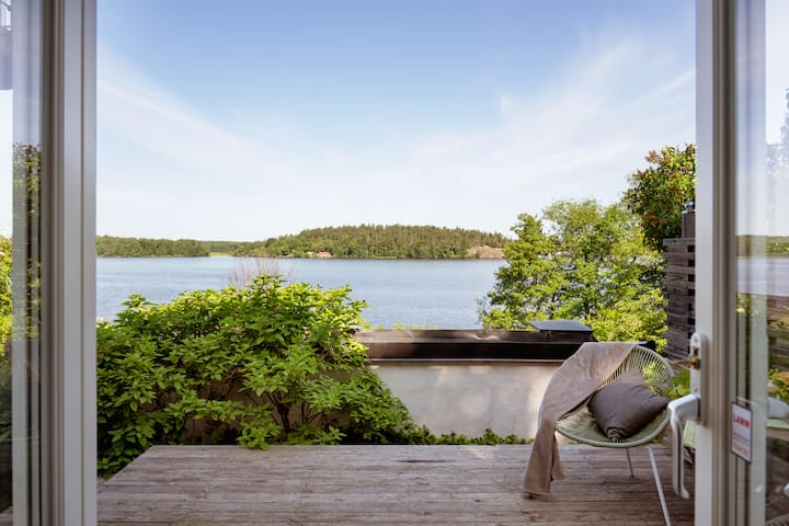 Seaview Apartment • 15 Min To City - Solna