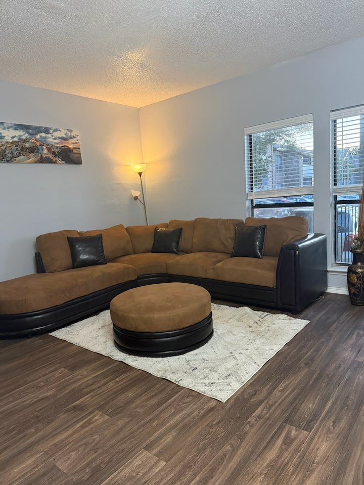 The Mocha Modern Retreat - Fort Worth, TX