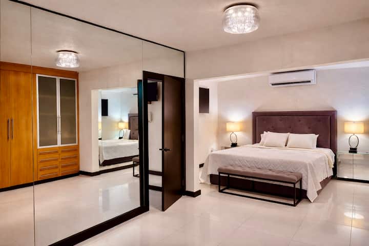 Vista Hermosa Suite | 5-min San Pedro Mall - Mexicali