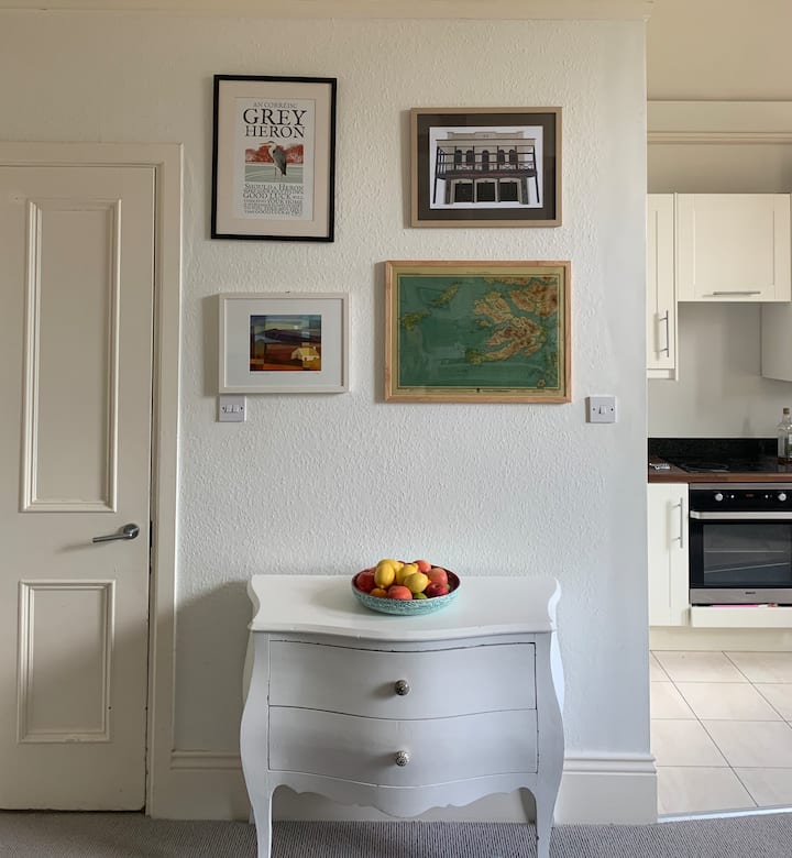 Bright And Spacious One Bedroom Apartment - Dublin