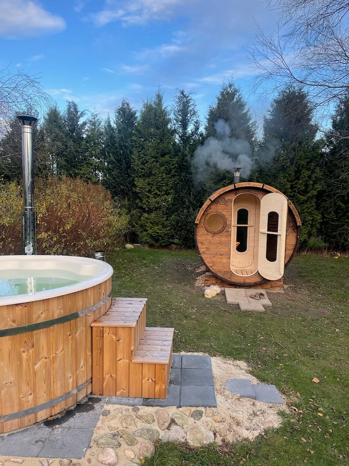 Hyggeligt Sommerhus M/ Hot Tub & Sauna - 3v - Danemark