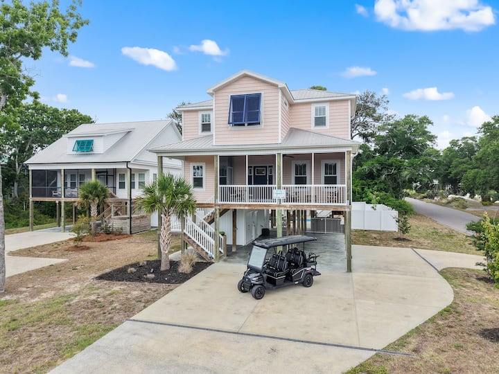 "Just Peachy" 3br Home | 4 Baths (2 Full, 2 Half) - Oak Island, NC