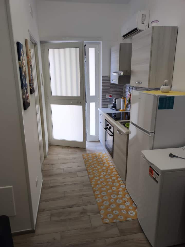 Monolocale/mini Appartamento A Sperlonga. - Sperlonga