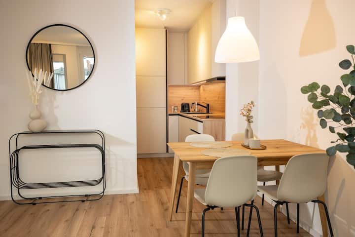 Wels City-apartment Mit Südbalkon & Tiefgarage - Bad Schallerbach