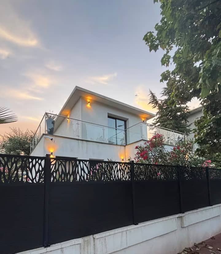 Villa Luxe Cannes. 7 Minutes De La Croisette - Golfe-Juan