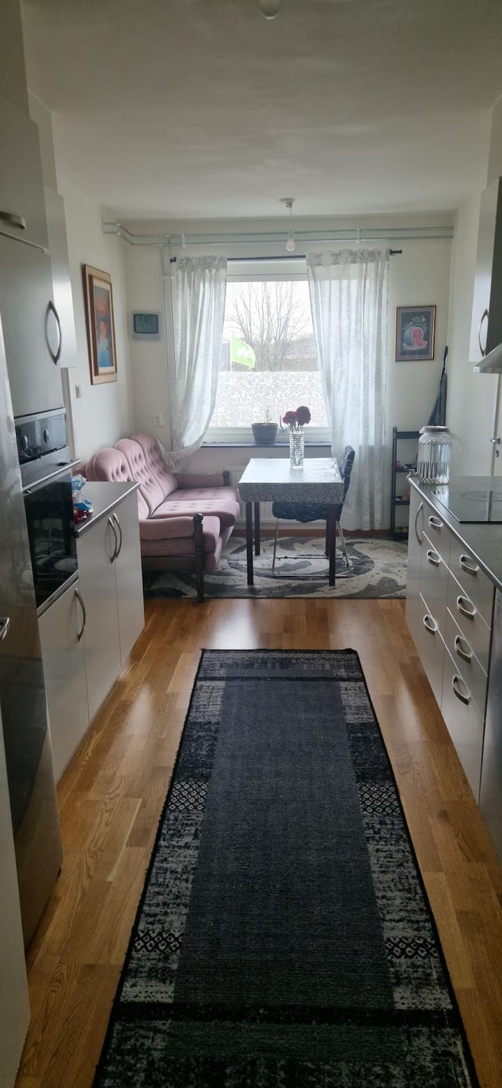 Spacious 4br Near E6, Beach & Hallarna. - Halmstad