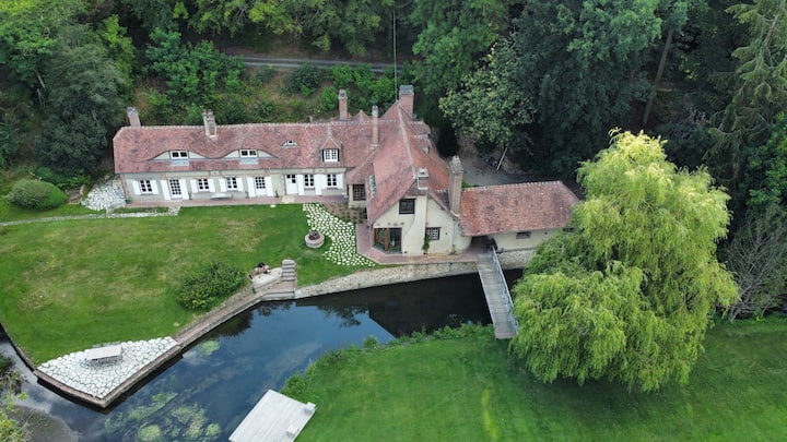 * Propriété Bordée Par La Rivière Au Calme * - Verneuil-sur-Avre