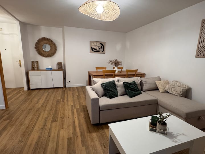 Appartement Au Cœur De Pont L’évêque Avec Jardin - Pont-l'Évêque