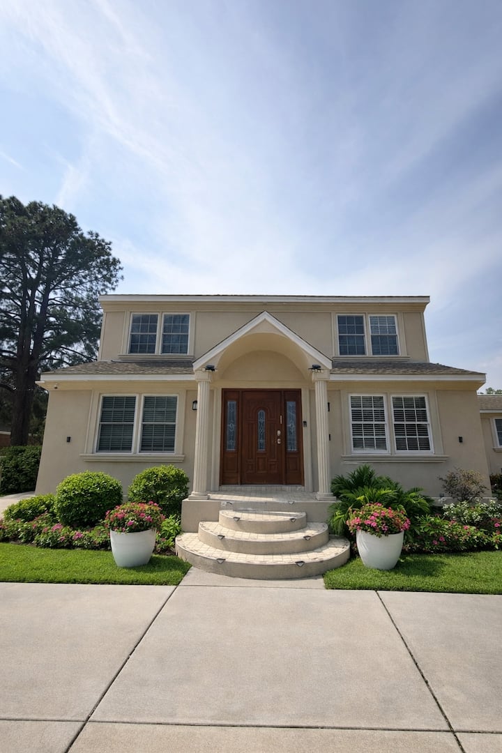 The Marble Manor | House & Loft - Myrtle Beach