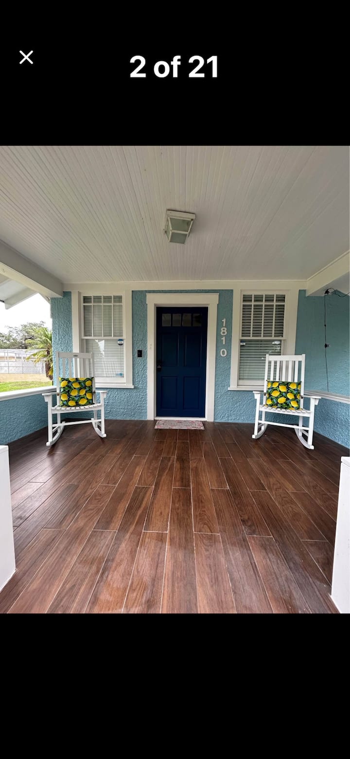 The Blue Cottage - Sebring, FL