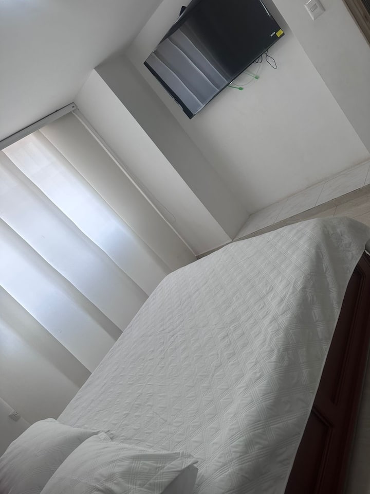 Casa De 3 Pisos Totalmente Equipada - Valledupar