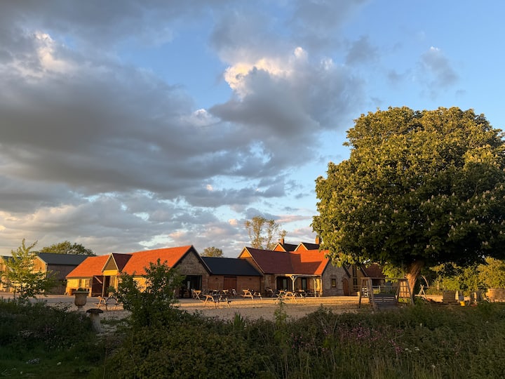 Luxury Apartment On Bucks Eco-farm - Aylesbury
