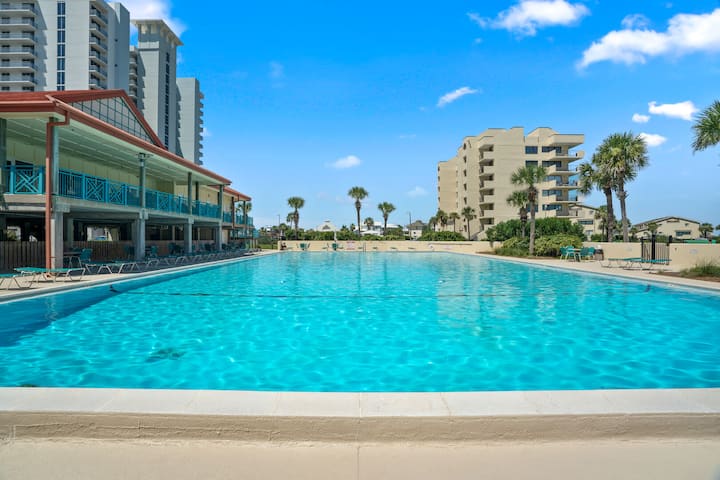 Santa Rosa Dunes 1032 | Pool | Sabine Bay - Gulf Breeze, FL