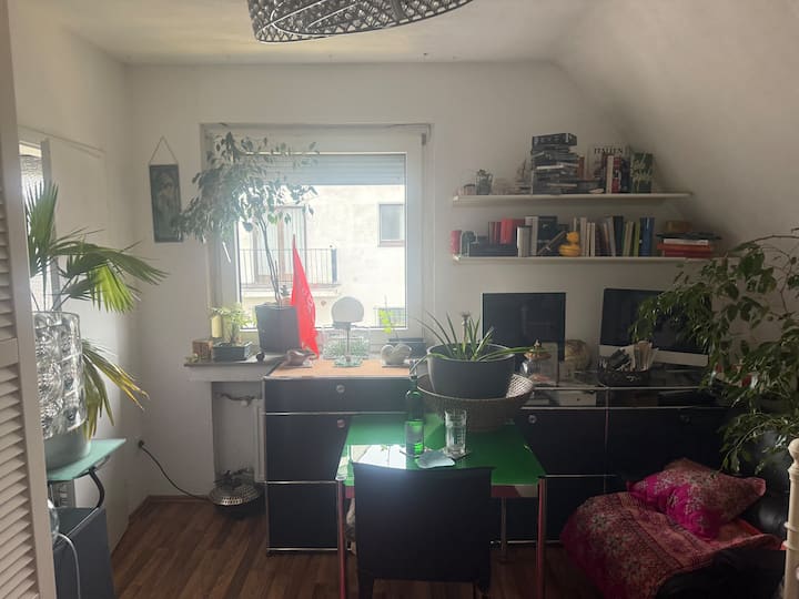 Zimmer In Unmittelbarer Nähe Zu Messe Und Airport - Düsseldorf