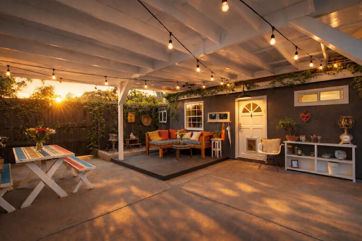 The Light Lounge - Culver/venice - Venice Beach, Los Angeles, CA