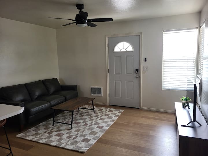 Main Street Suite #4 - Echo Canyon State Park, Pioche