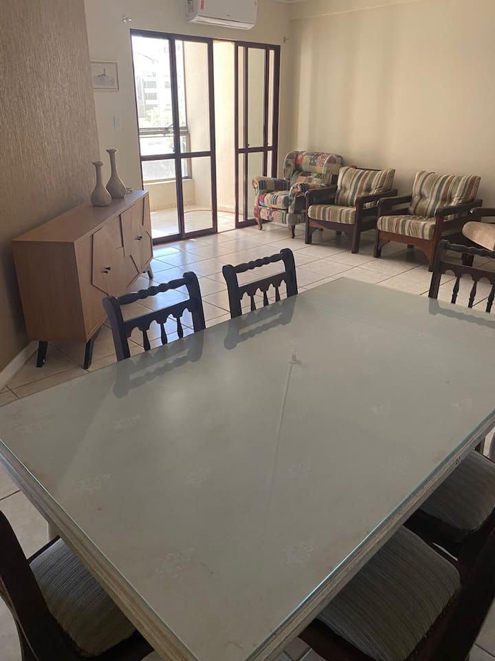 Apartamento De 3 Quartos Com Vista Mar. - Laguna