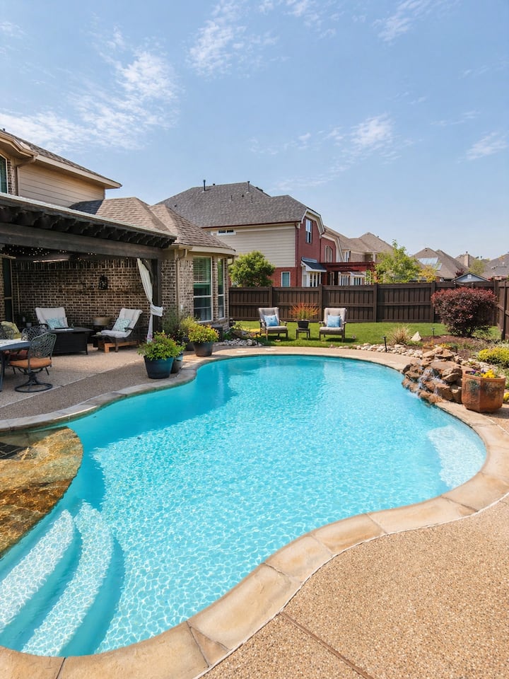 Top 3 High-end Airbnb Listings In The City - Mansfield, TX