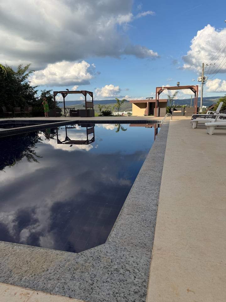 Apartamento Alto Padrão Em Escarpas Do Lago - Capitólio