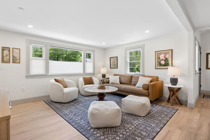 Luxe 5 Bed/ 3 Bath With Game Room, Ac - Freeport