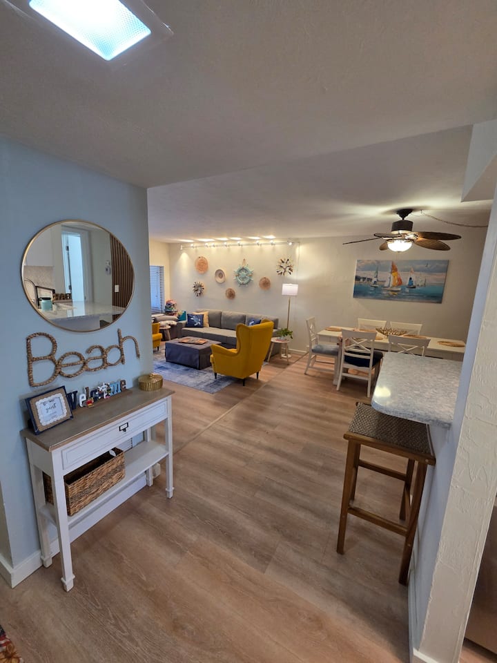 Cozy Beach Getaway! - Manasota Key, FL
