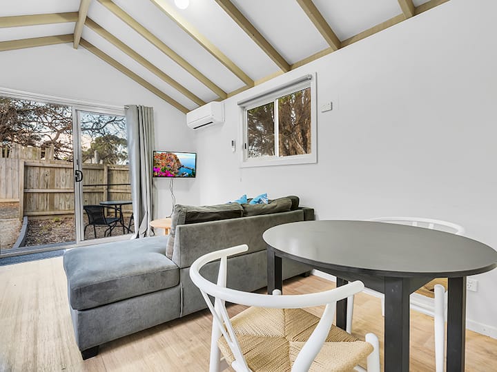 1 Bedroom Cabin - Jan Juc