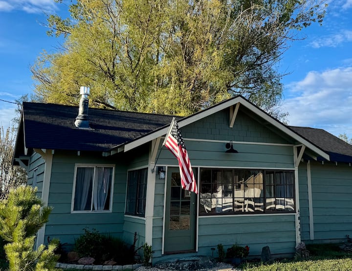 Beautiful Cabin By The Ford Idaho Center - Nampa, ID
