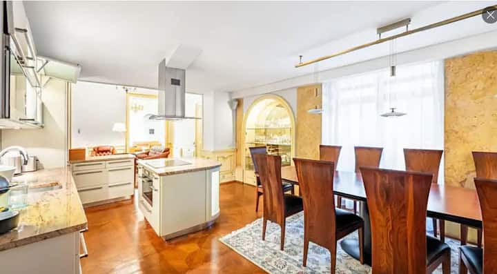 Mozart Apartment Charles Bridge With Whirpool - Praga