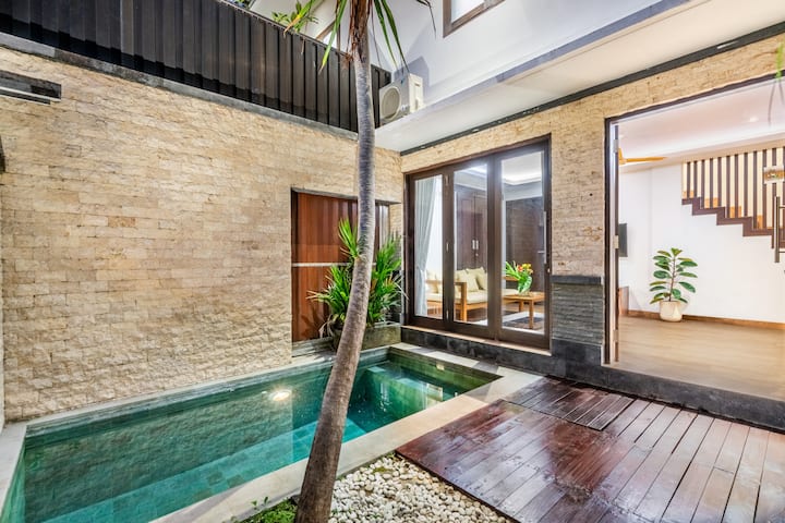 Modern Private Pool Villa | Safe & Quiet Seminyak - Bali