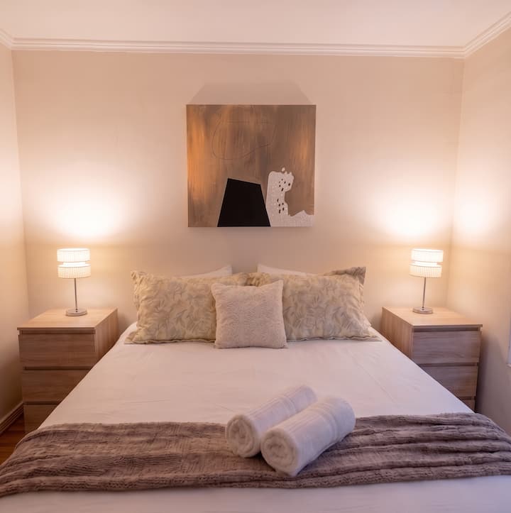 Home Studio Con Estacionamiento A Pasos Del Metro - Providencia, Chile